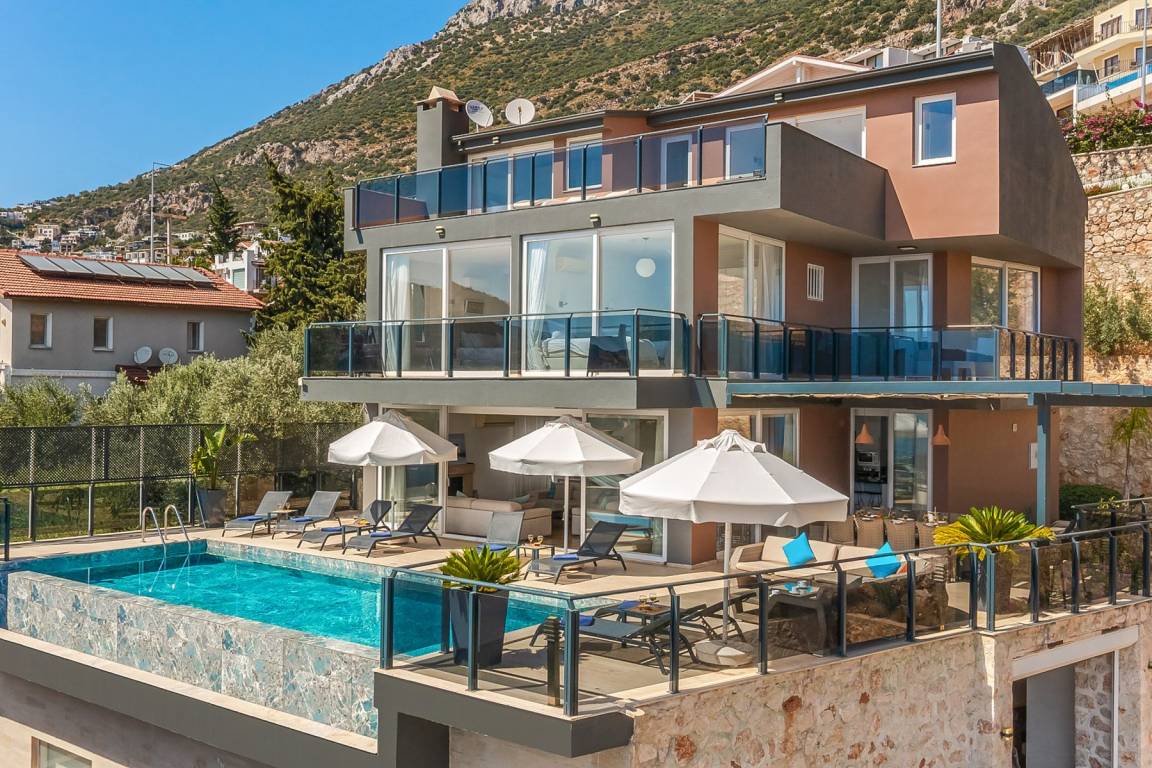 Villa ∙ 5 Bedrooms ∙ 10 Guests - Kalkan