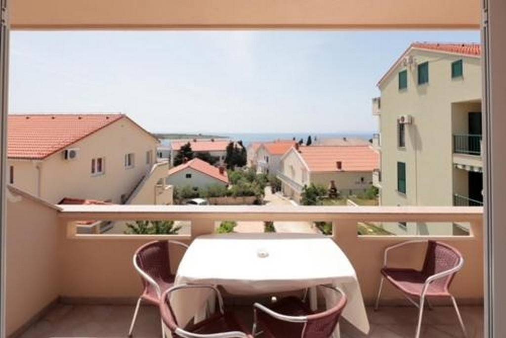38 M² Apartment ∙ 2 Bedrooms ∙ 5 Guests - Novalja