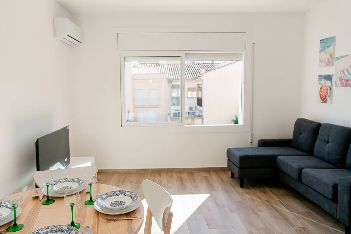 54 M² Appartement ∙ 3 Slaapkamers ∙ 5 Gasten - Llafranc