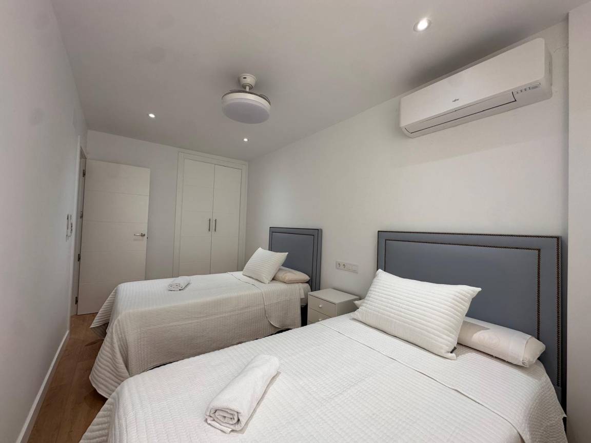 90 M² Ferienwohnung ∙ 3 Schlafzimmer ∙ 6 Gäste - Torre del Mar