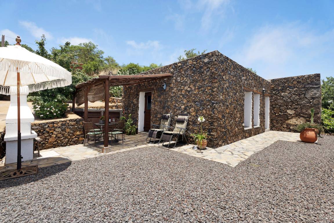 80 M² Ferienhaus ∙ 2 Schlafzimmer ∙ 4 Gäste - El Hierro