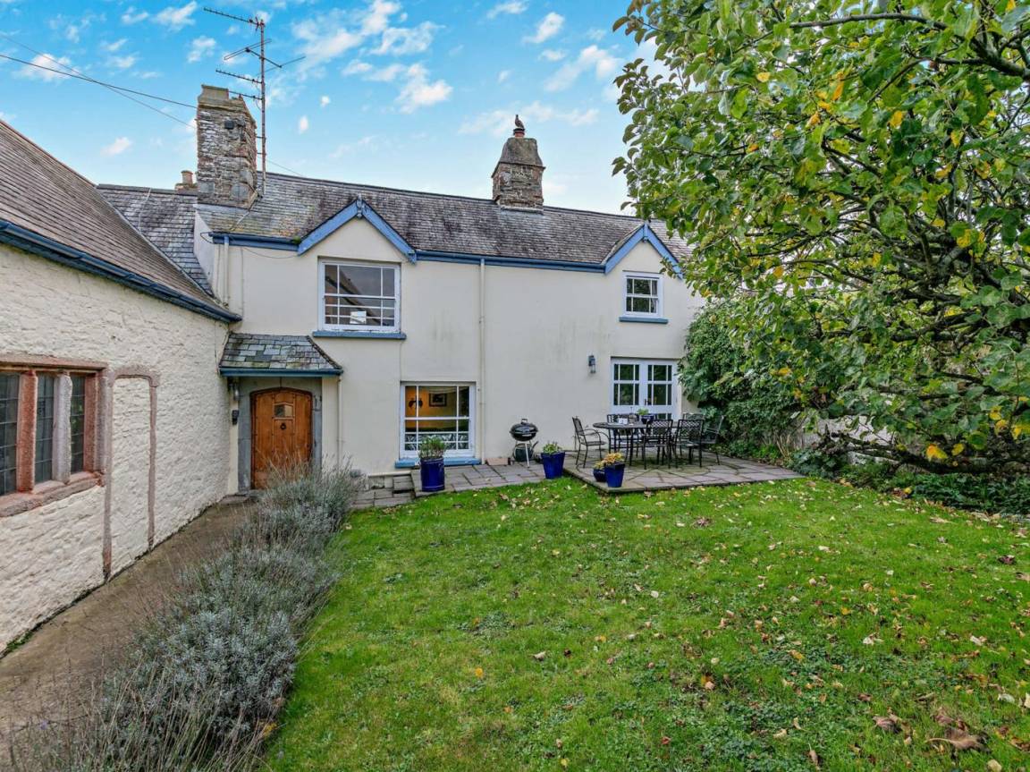 Cottage ∙ 4 Bedrooms ∙ 8 Guests - Instow