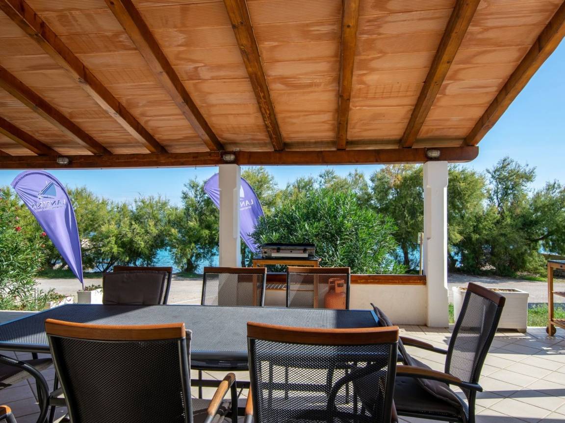 135 M² Apartment ∙ 3 Bedrooms ∙ 6 Guests - Murter