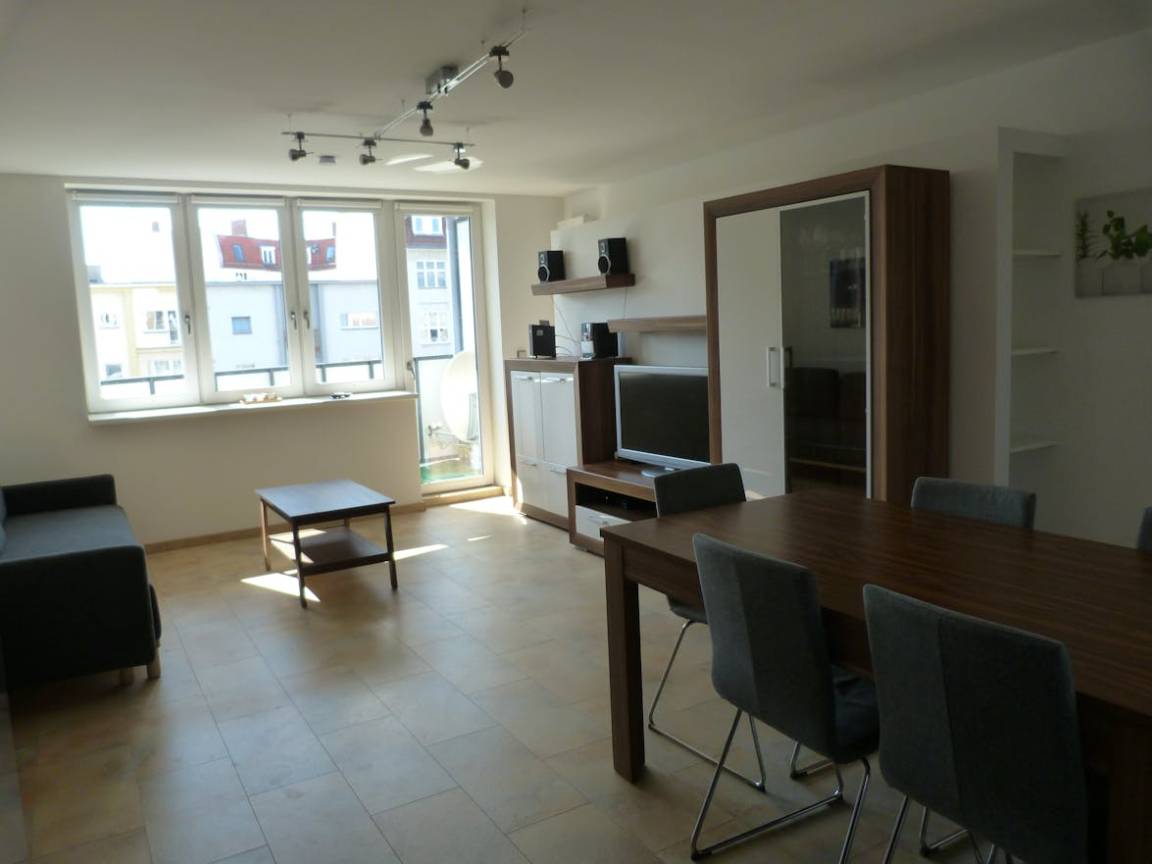 63 M² Apartamento ∙ 2 Habitaciones ∙ 4 Huéspedes - Berlin