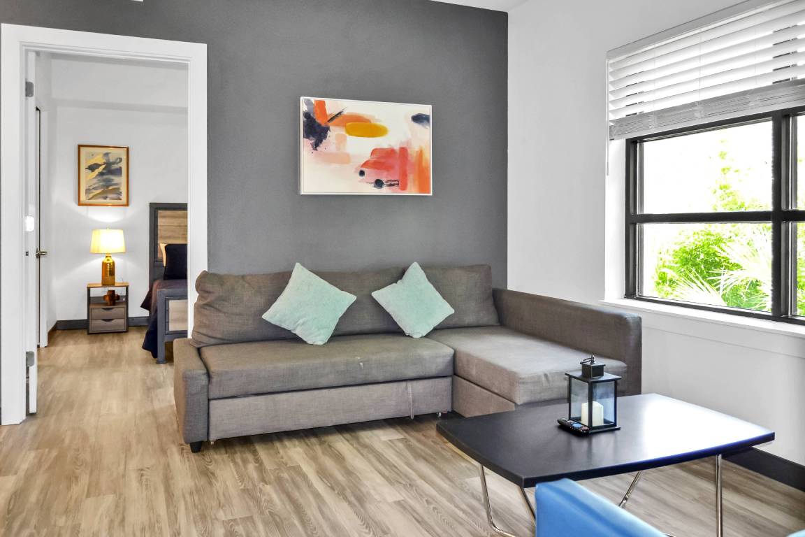 88 M² Ferienwohnung ∙ 2 Schlafzimmer ∙ 4 Gäste - Zephyrhills, FL