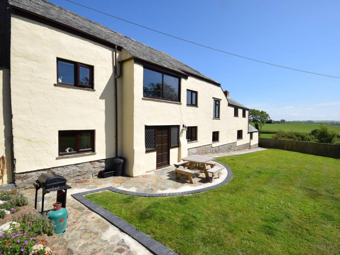 Cottage ∙ 2 Bedrooms ∙ 5 Guests - Barnstaple