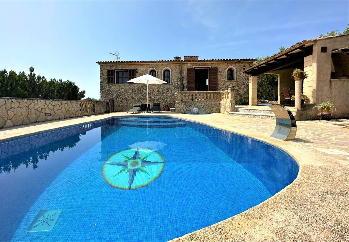 160 M² Cottage ∙ 5 Bedrooms ∙ 6 Guests - Artà