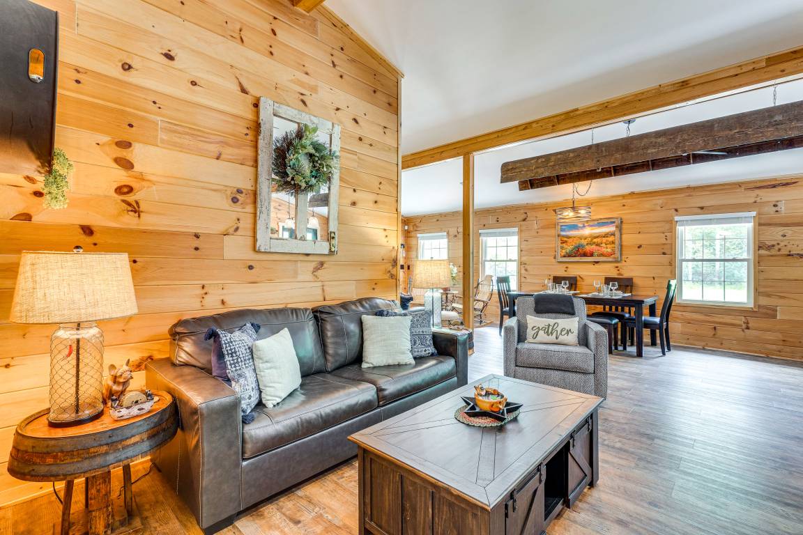 133 M² House ∙ 2 Bedrooms ∙ 8 Guests - Murphy, NC