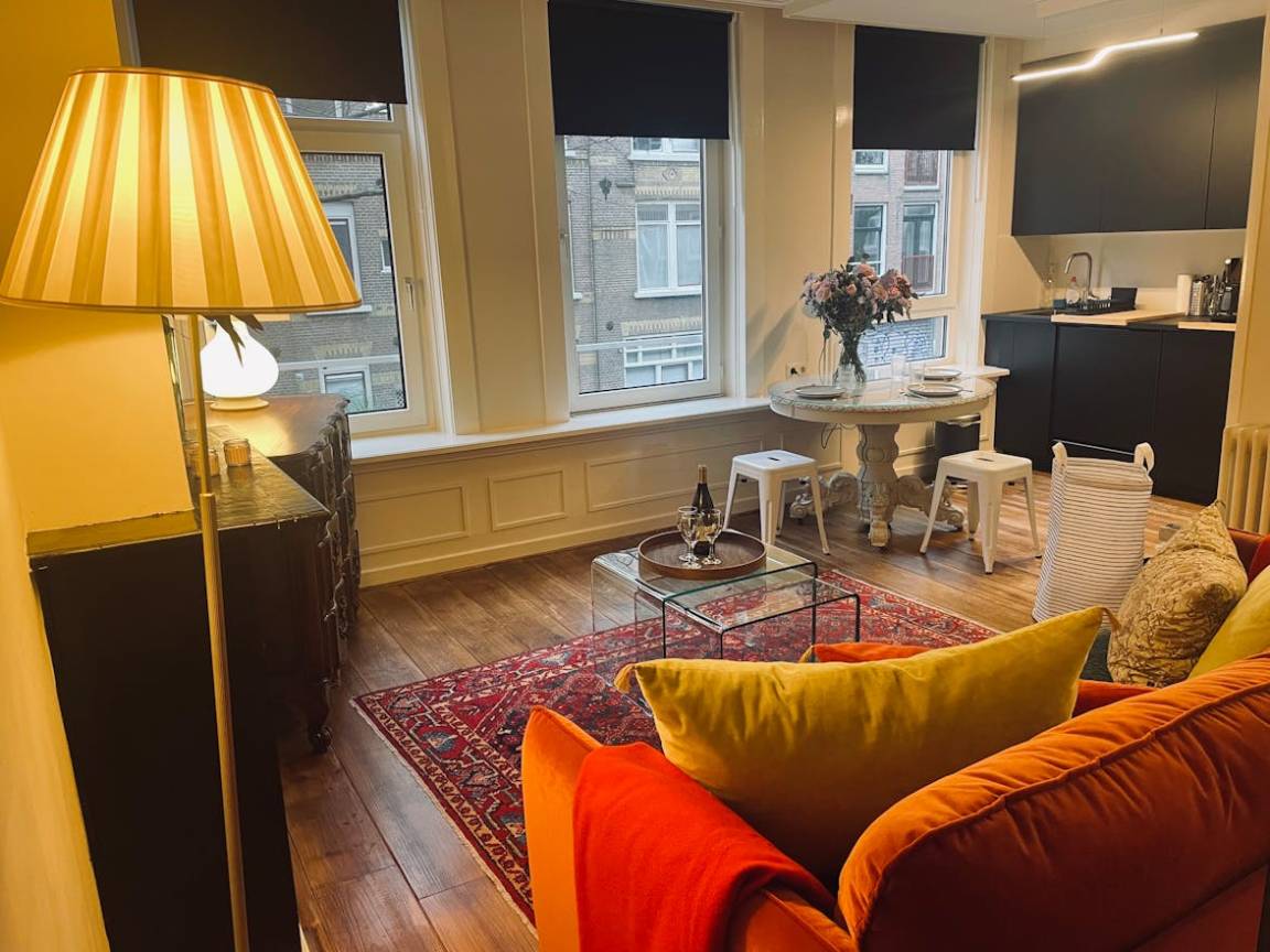 30 M² Apartment ∙ 2 Guests - Amsterdam Airport Schiphol (AMS)