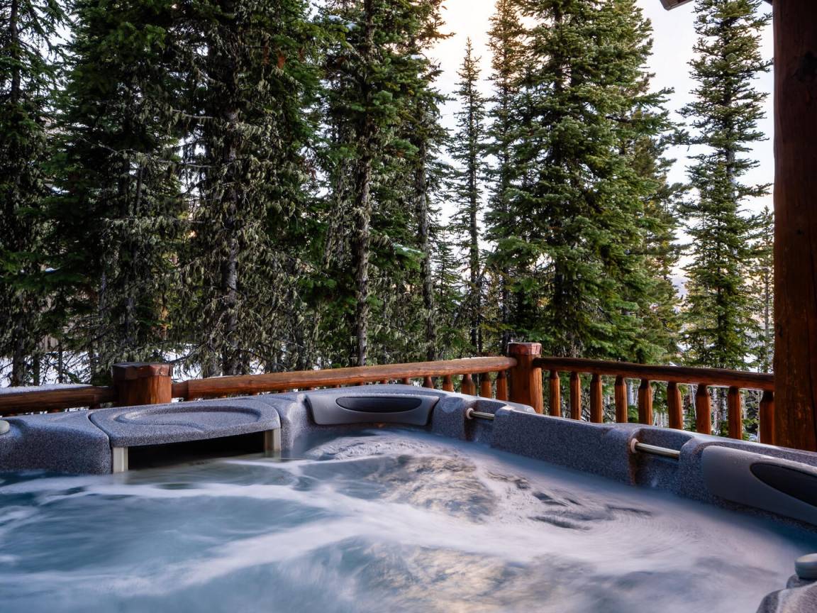 House ∙ 3 Bedrooms ∙ 6 Guests - Big Sky, MT
