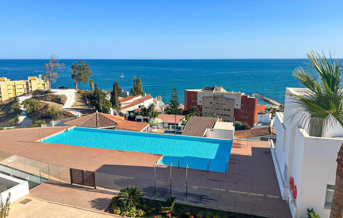 200 M² House ∙ 4 Bedrooms ∙ 8 Guests - Fuengirola