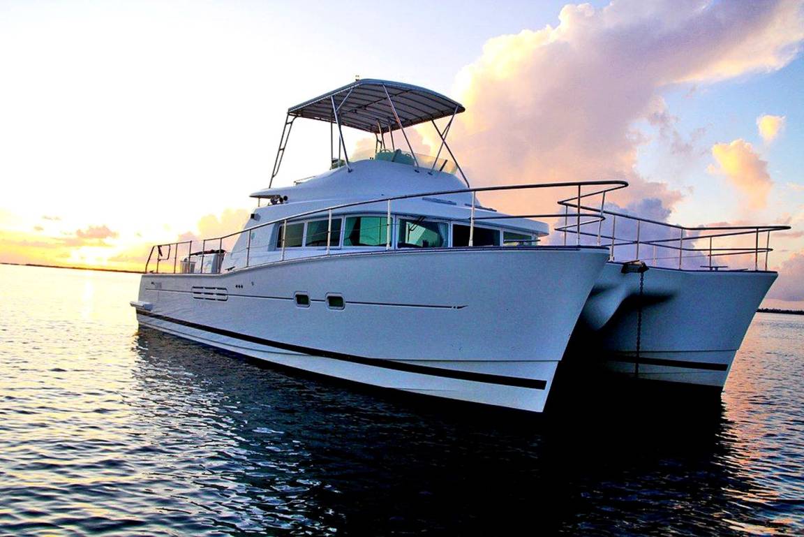 Houseboat ∙ 3 Bedrooms ∙ 6 Guests - Miami