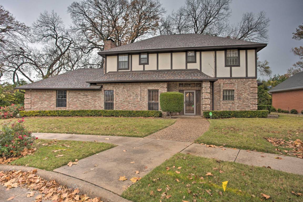 232 M² House ∙ 4 Bedrooms ∙ 11 Guests - McKinney, TX