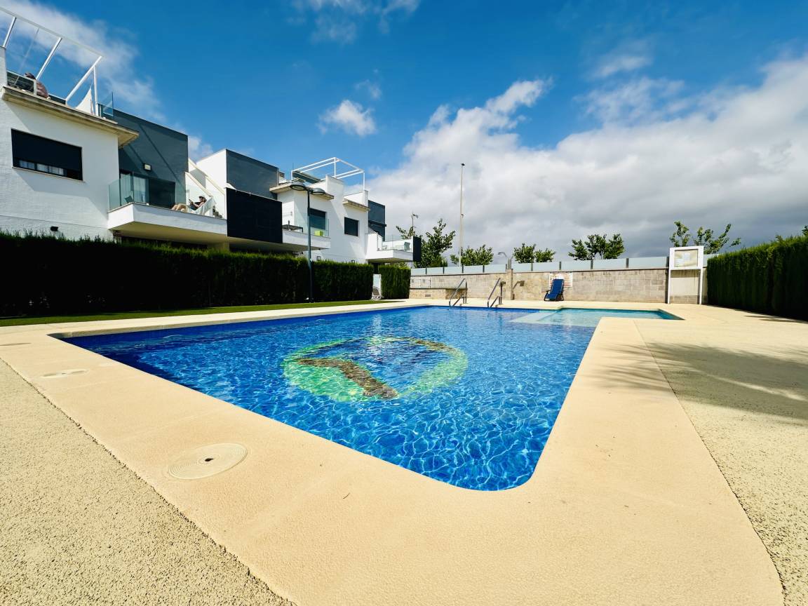 75 M² Apartamento ∙ 2 Habitaciones ∙ 4 Huéspedes - San Pedro del Pinatar