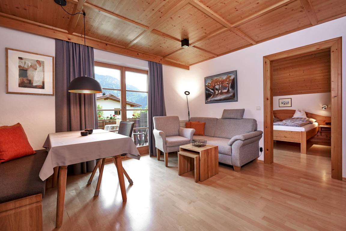 53 M² Ferienwohnung ∙ 2 Schlafzimmer ∙ 4 Gäste - Bad Hindelang