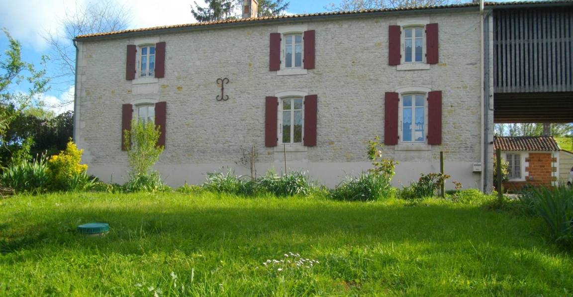 16 M² Chambre D'hôtes ∙ 2 Chambres ∙ 4 Personnes - Coulon