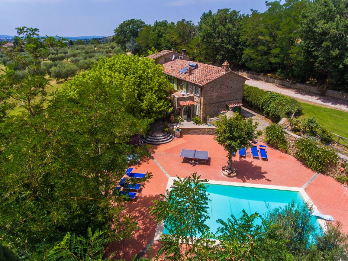 328 M² Casa ∙ 8 Habitaciones ∙ 15 Huéspedes - Cortona