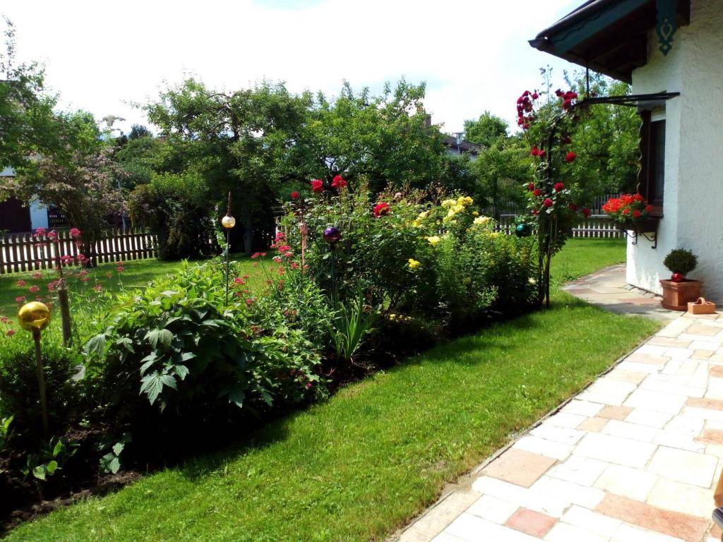 55 M² Ferienwohnung ∙ 3 Gäste - Chiemsee