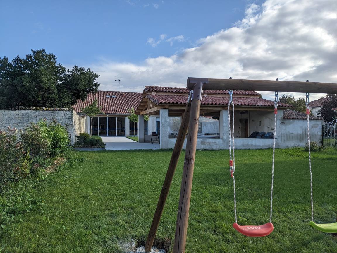 255 M² Gîte ∙ 5 Chambres ∙ 11 Personnes - Charente-Maritime