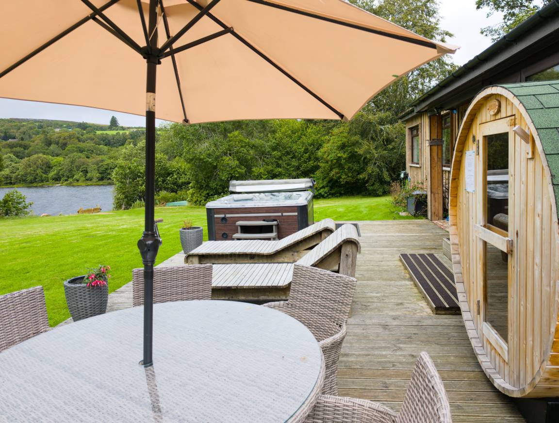 115 M² House ∙ 4 Bedrooms ∙ 8 Guests - Loch Ness