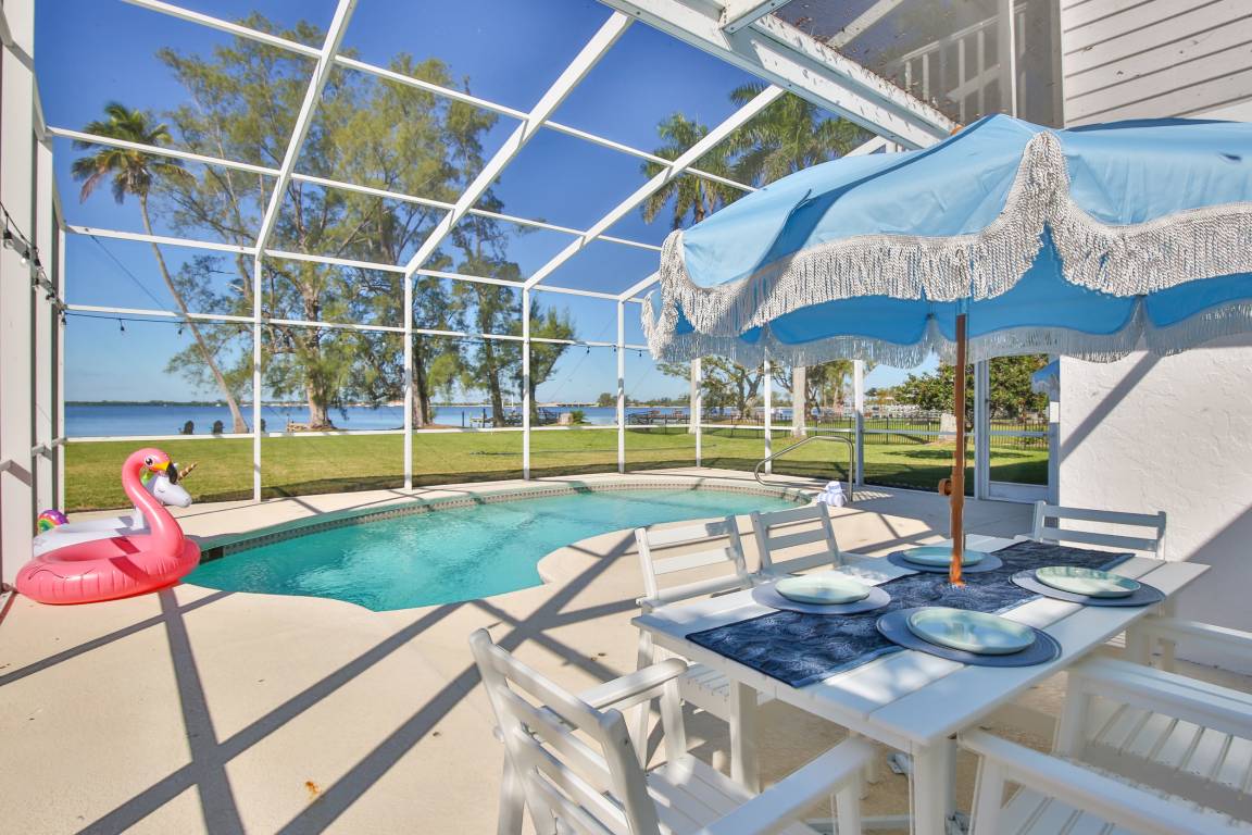 223 M² House ∙ 4 Bedrooms ∙ 10 Guests - Anna Maria, FL