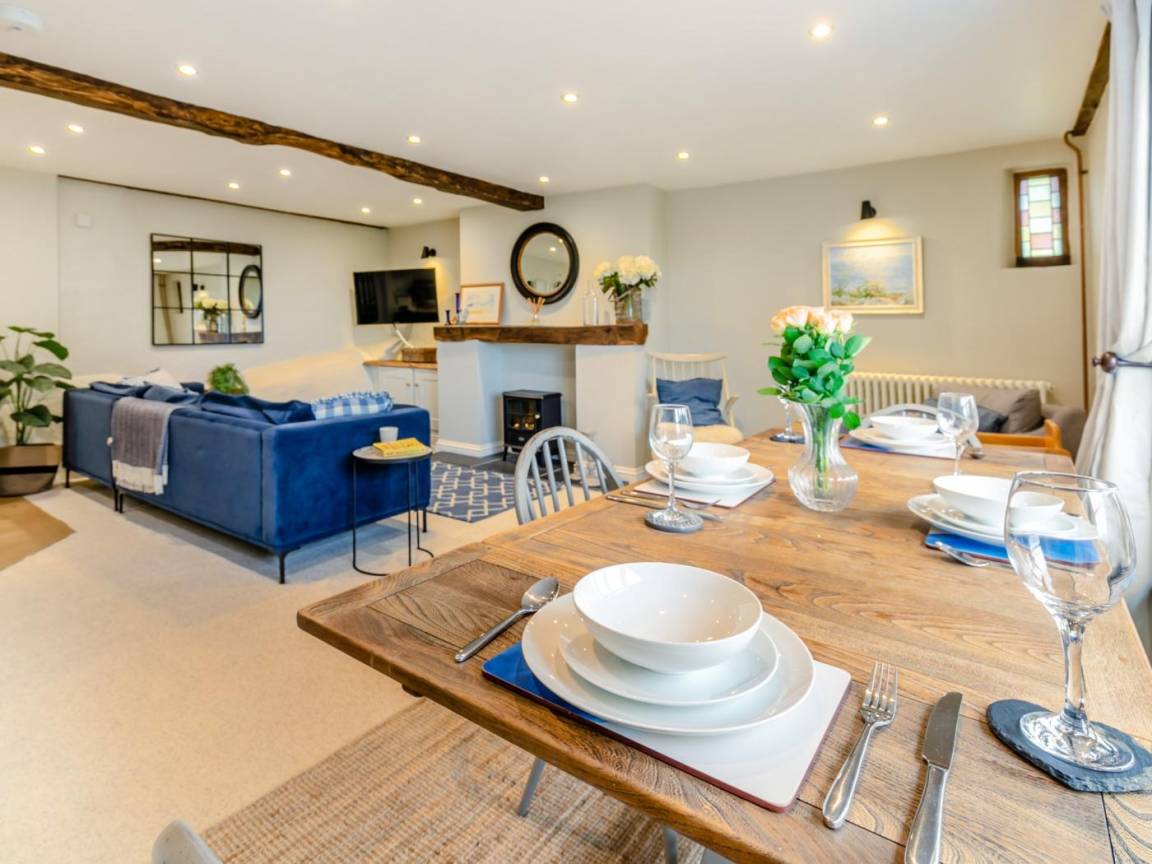 Cottage ∙ 2 Bedrooms ∙ 4 Guests - Croyde