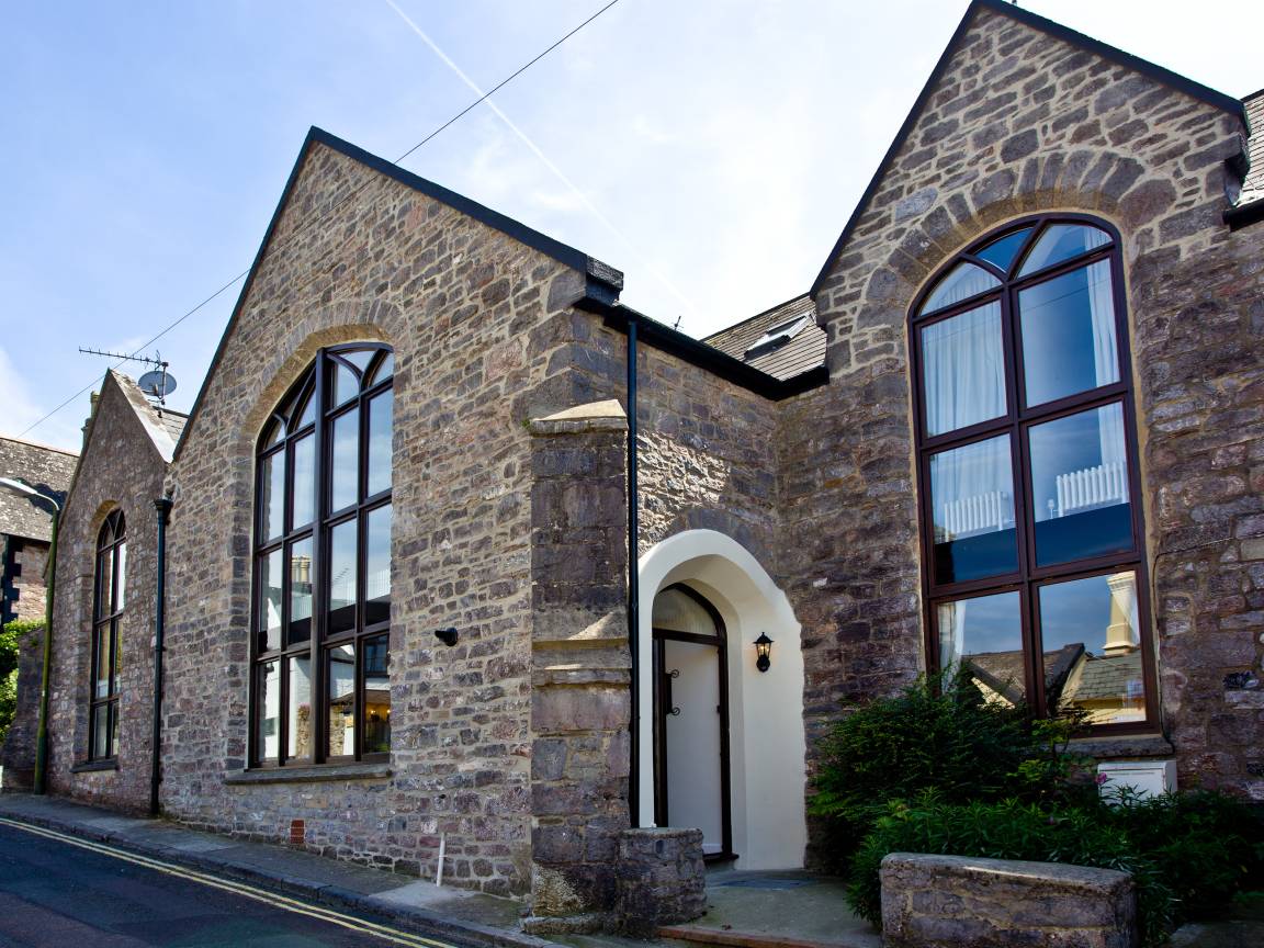 Cottage ∙ 2 Bedrooms ∙ 4 Guests - Torquay