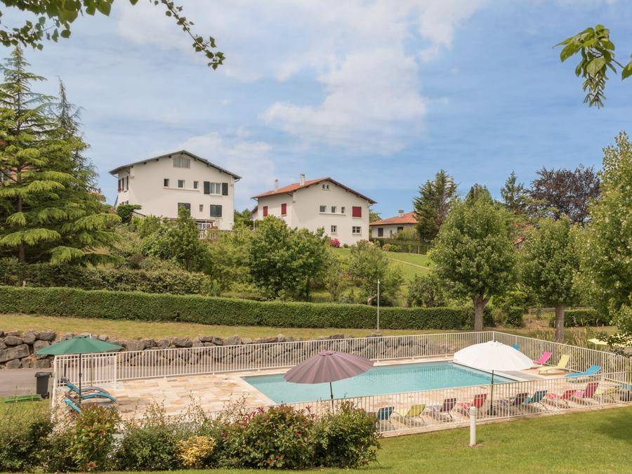 30 M² Chalet ∙ 2 Habitaciones ∙ 6 Huéspedes - Hendaya
