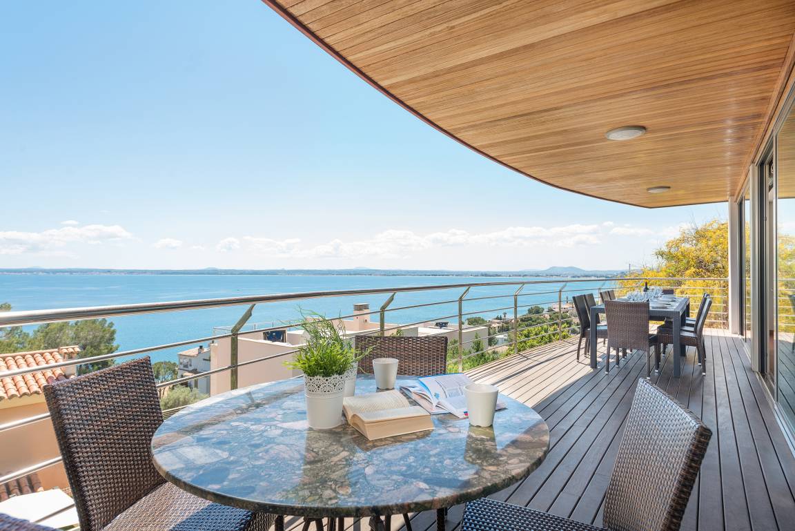 400 M² Villa ∙ 5 Bedrooms ∙ 10 Guests - Alcúdia