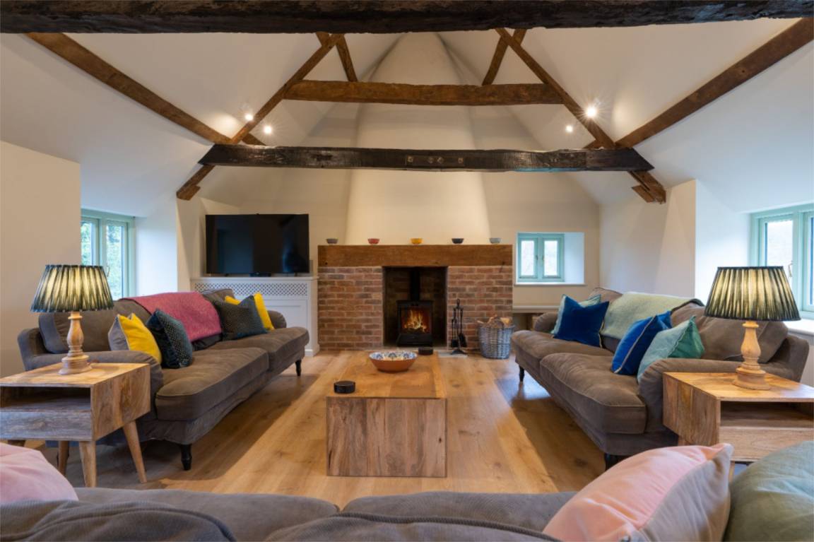 Cottage ∙ 6 Bedrooms ∙ 13 Guests - Devon