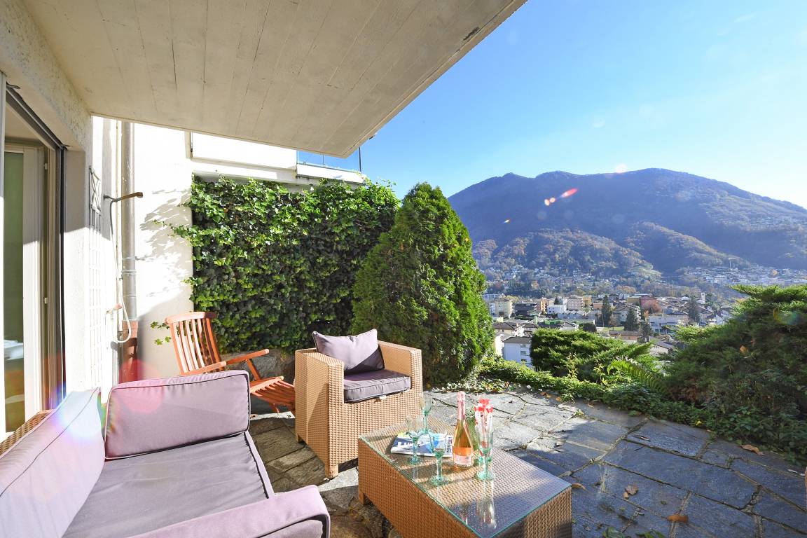 132 M² House ∙ 2 Bedrooms ∙ 4 Guests - Lugano