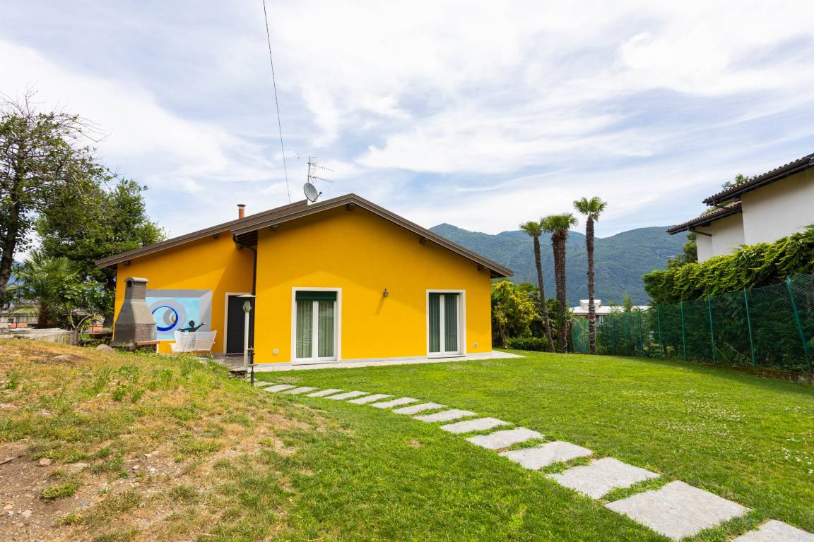 140 M² Villa ∙ 3 Makuuhuonetta ∙ 7 Vierasta - Luino