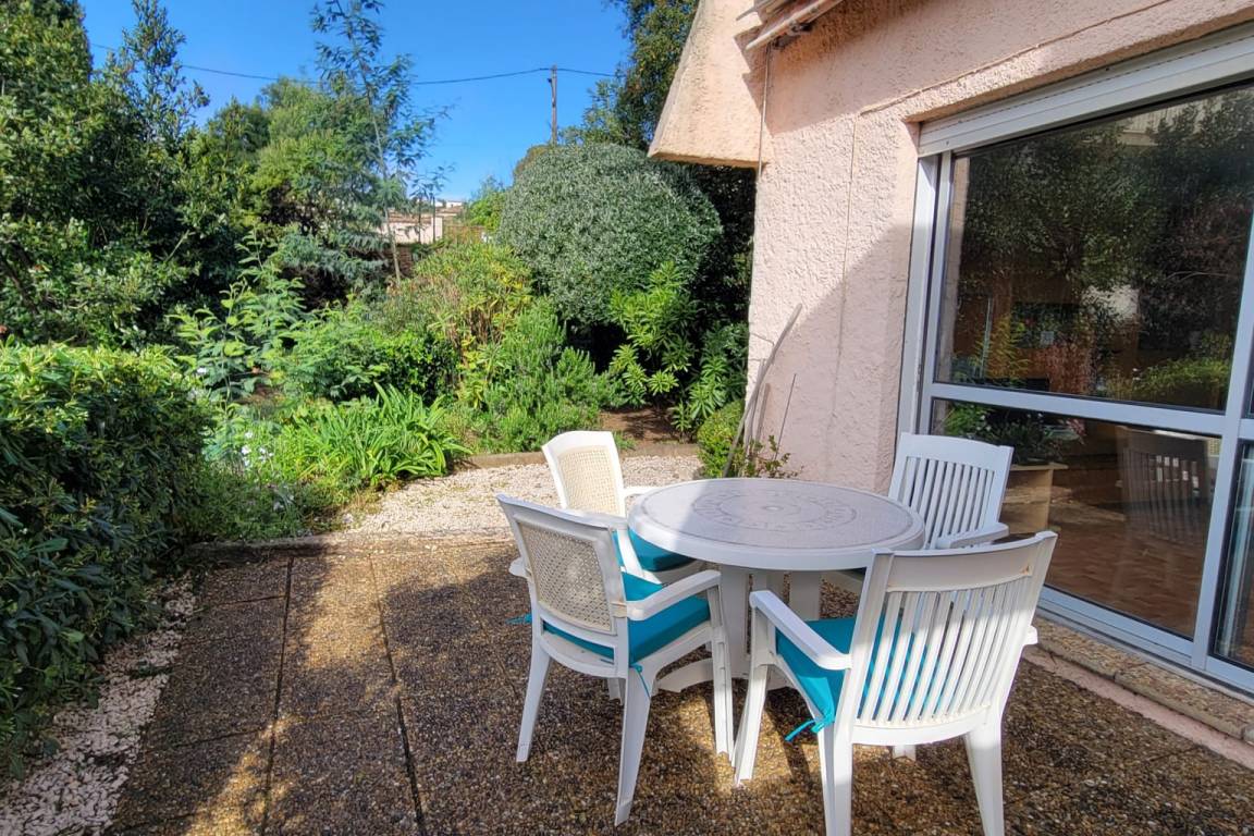 57 M² Ferienwohnung ∙ 2 Schlafzimmer ∙ 4 Gäste - Saint-Raphaël