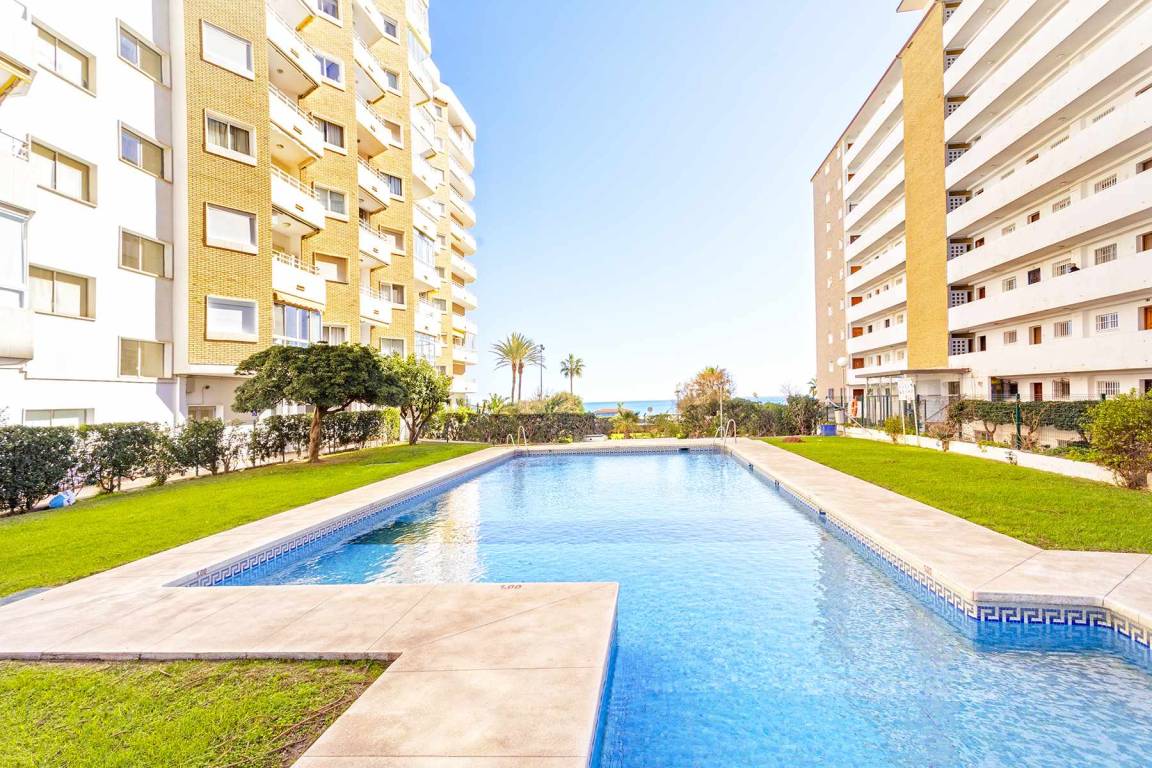 45 M² Apartamento ∙ 1 Habitación ∙ 4 Huéspedes - Fuengirola