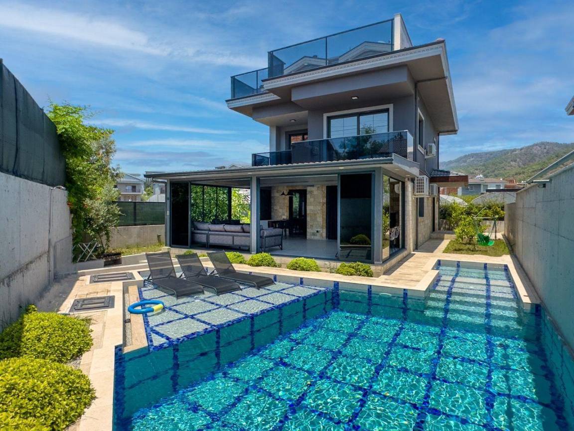 150 M² Casa ∙ 4 Habitaciones ∙ 8 Huéspedes - Fethiye
