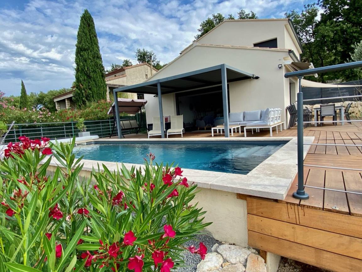 143 M² Villa ∙ 3 Chambres ∙ 8 Personnes - Saint-Martin-d'Ardèche