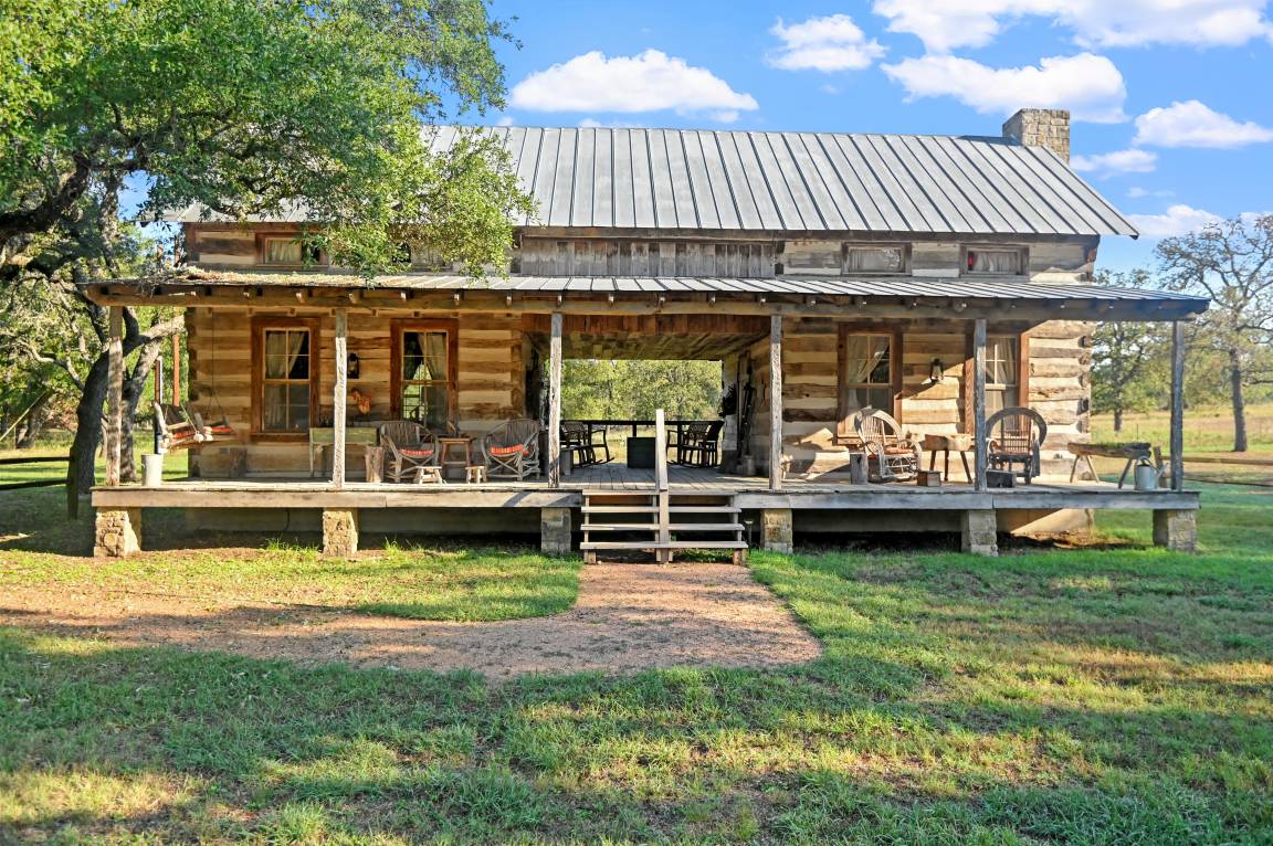 107 M² Cabin ∙ 2 Bedrooms ∙ 4 Guests - Fredericksburg, TX