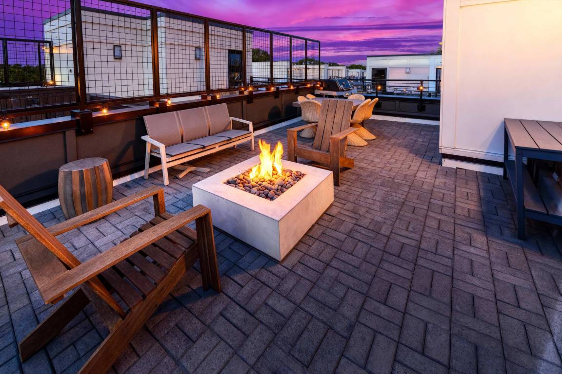 House ∙ 3 Bedrooms ∙ 10 Guests - Nashville, TN