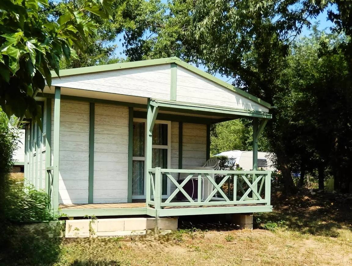 20 M² Chalet ∙ 2 Chambres ∙ 5 Personnes - Alès