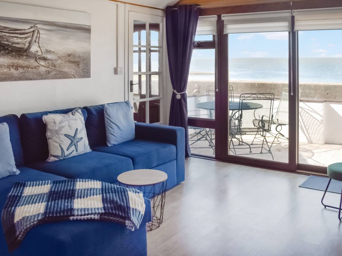Cottage ∙ 2 Bedrooms ∙ 4 Guests - West Mersea