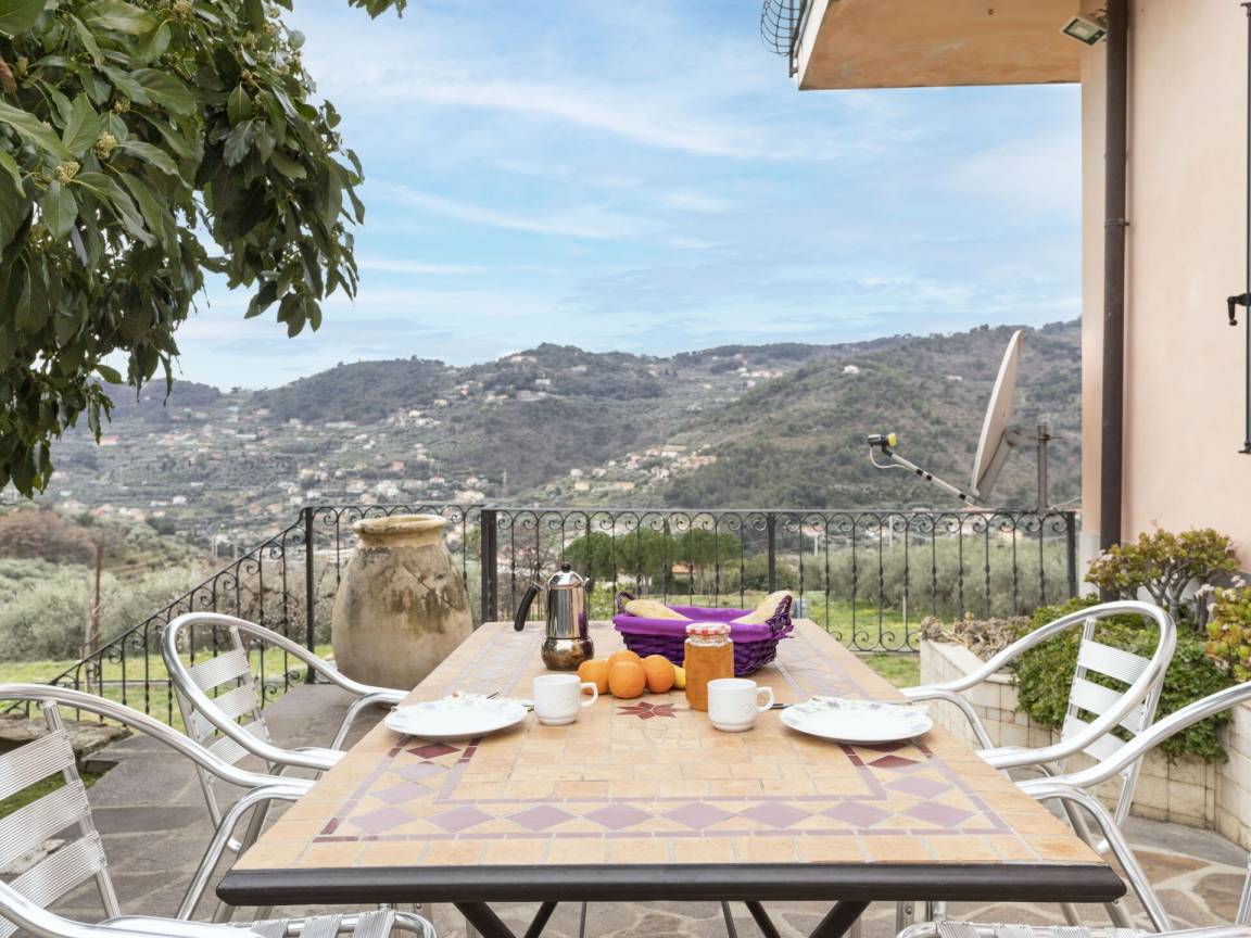 50 M² Villa ∙ 2 Schlafzimmer ∙ 4 Gäste - Imperia