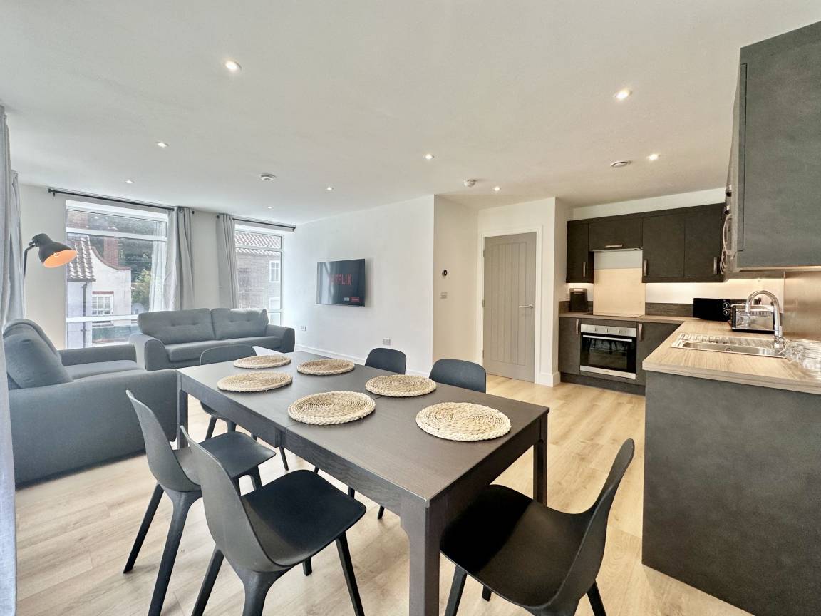 Cottage ∙ 2 Bedrooms ∙ 4 Guests - York