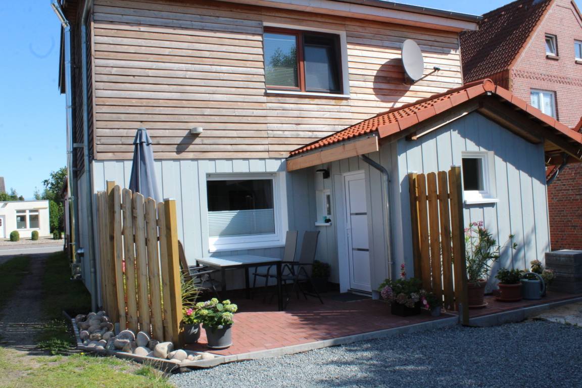 80 M² Ferienhaus ∙ 2 Schlafzimmer ∙ 4 Gäste - Vollerwiek