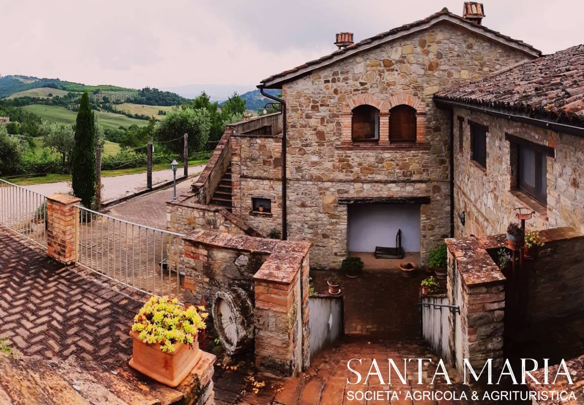 1000 M² Farmhouse ∙ 13 Bedrooms ∙ 47 Guests - Provincia di Terni