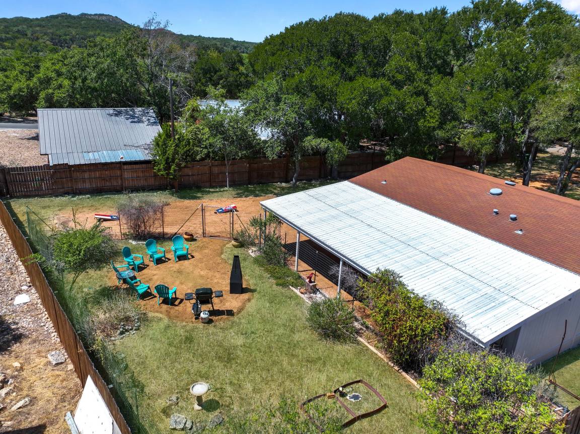 139 M² Mobilheim ∙ 3 Schlafzimmer ∙ 6 Gäste - Wimberley, TX