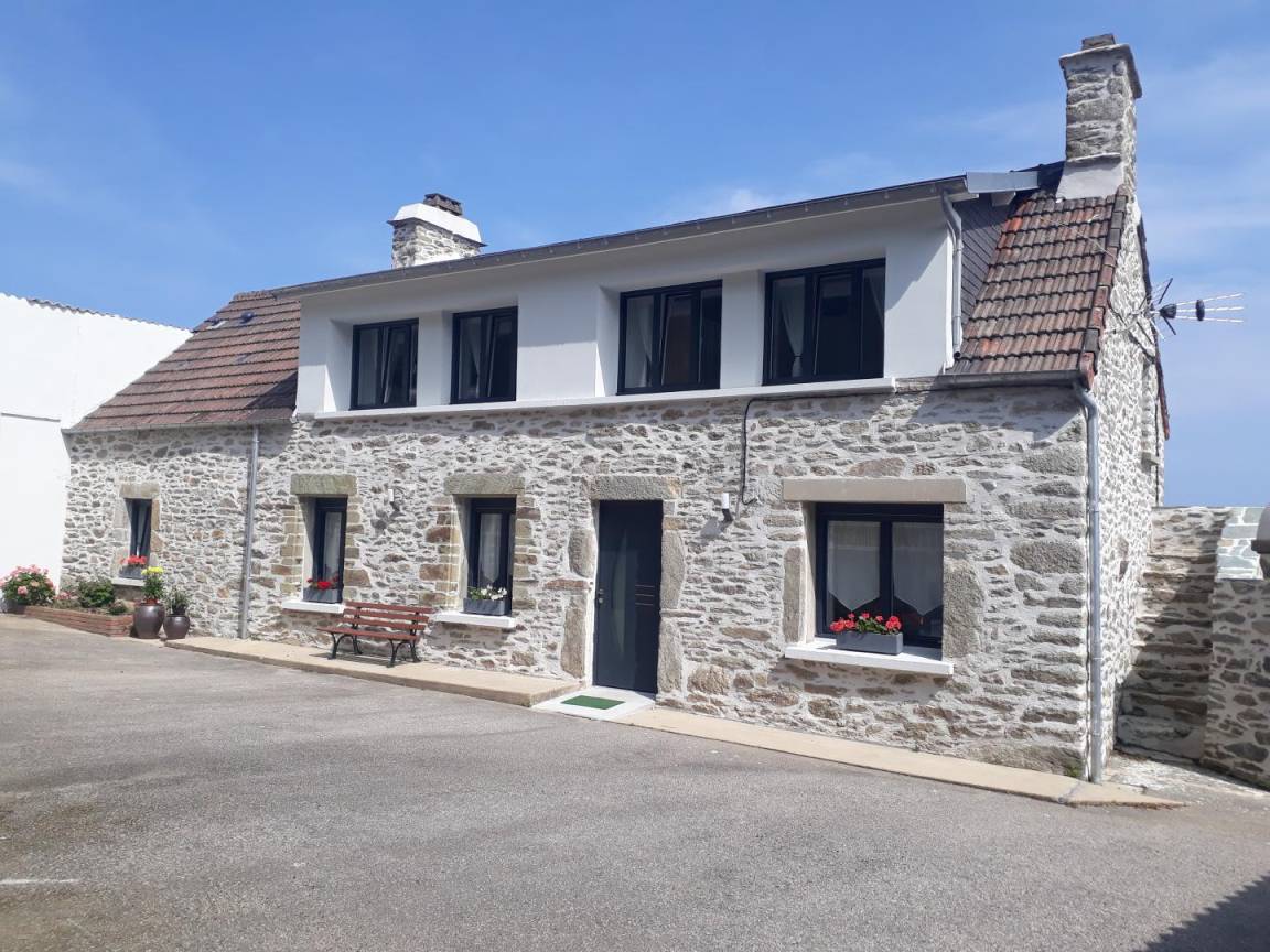 110 M² Gîte ∙ 3 Chambres ∙ 6 Personnes - Tourlaville