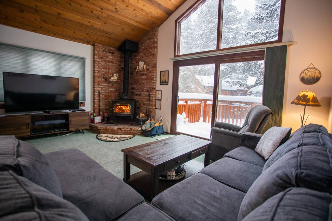 110 M² House ∙ 2 Bedrooms ∙ 6 Guests - Mammoth Lakes, CA