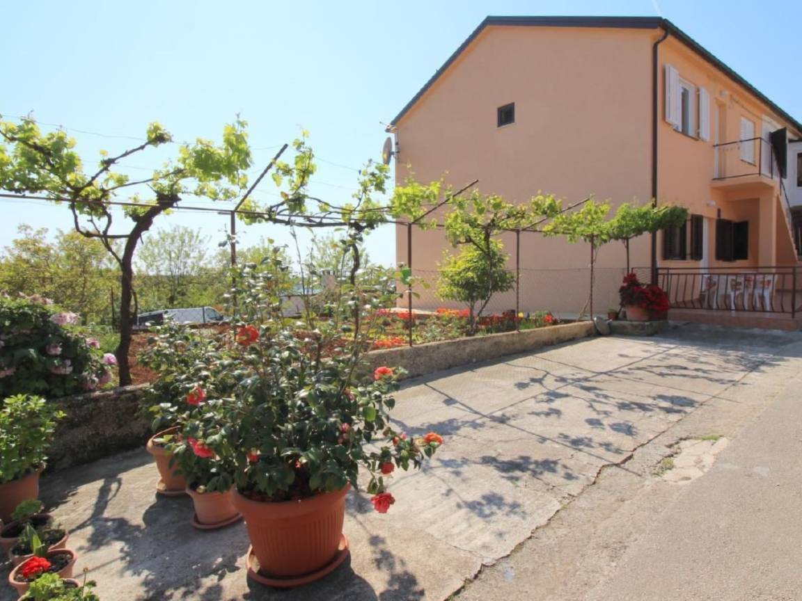 55 M² Apartment ∙ 2 Bedrooms ∙ 5 Guests - Poreč