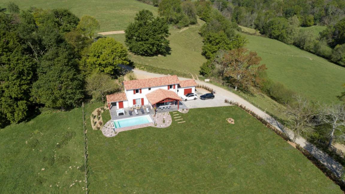 140 M² Gîte ∙ 2 Chambres ∙ 4 Personnes - Pays basque français