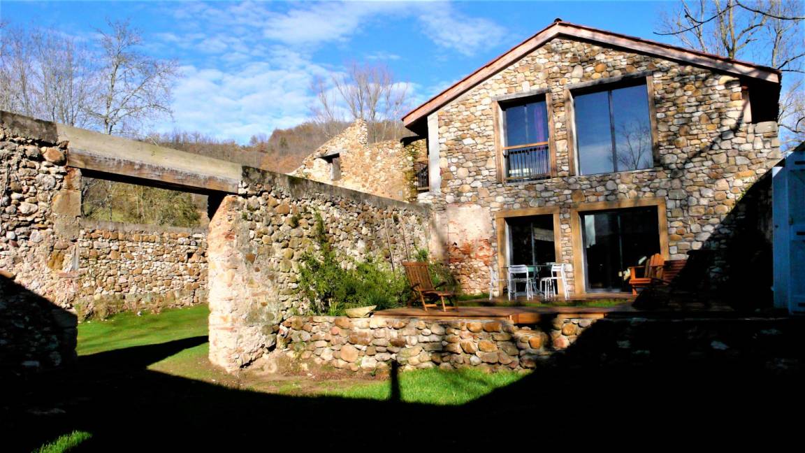 150 M² Gîte ∙ 3 Chambres ∙ 6 Personnes - Lac de Mondély